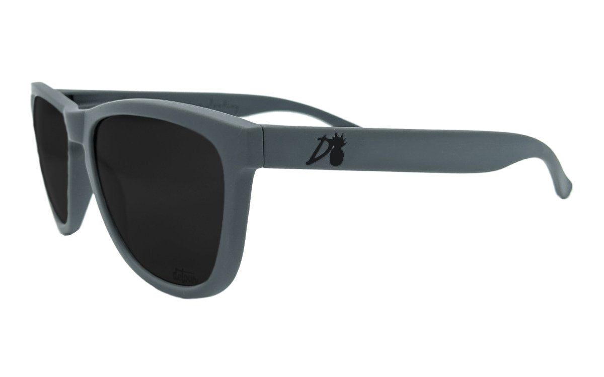 Matte Black - Jet Black Lens Polarized - Essentials – Detour Sunglasses